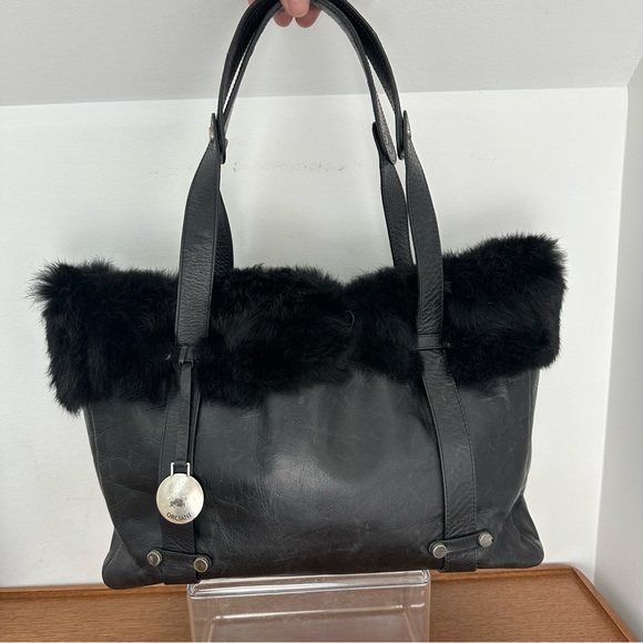 Orciani | Bags | Vintage Orciani Italy Black Leather Medium Shoulder ...